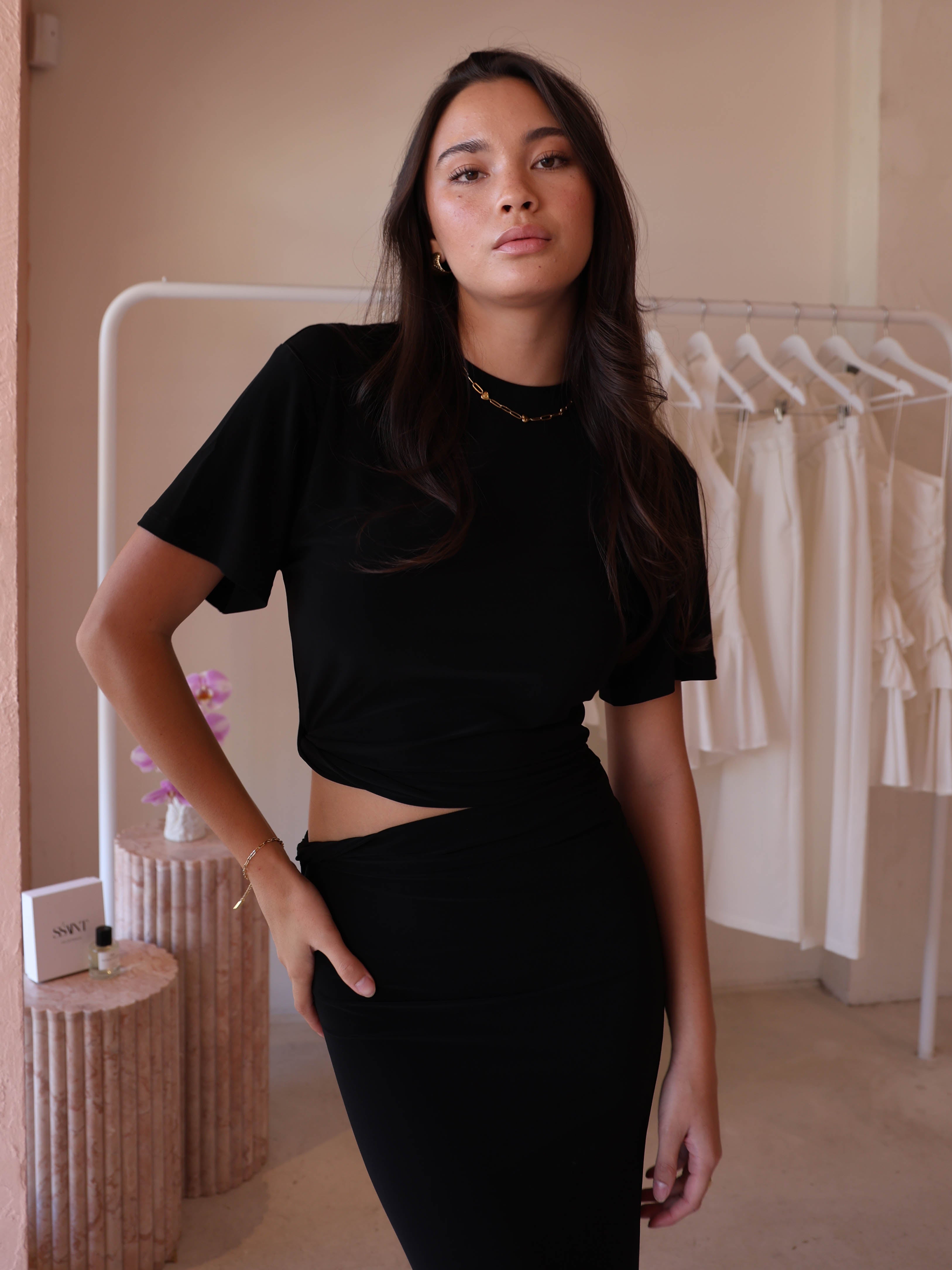 One Of Others Kova Top in Black – Coco & Lola