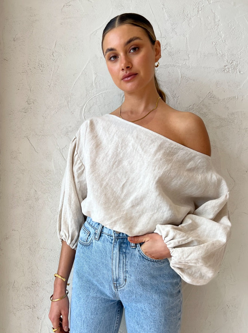 Dominique Healy Louie Crop in Sand – Coco & Lola