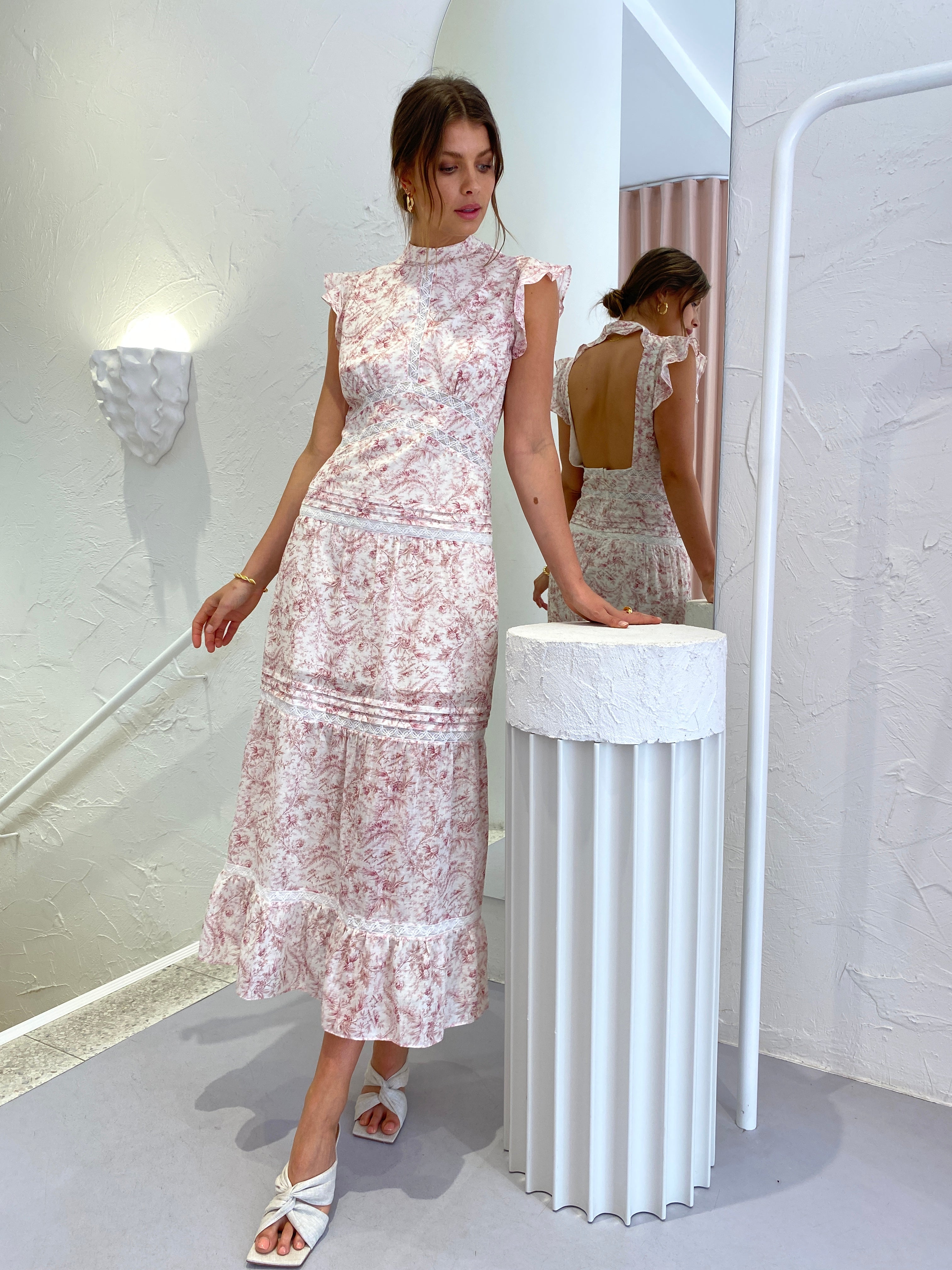 Sir Caprice Open Back Gown in Caprice Print – Coco & Lola