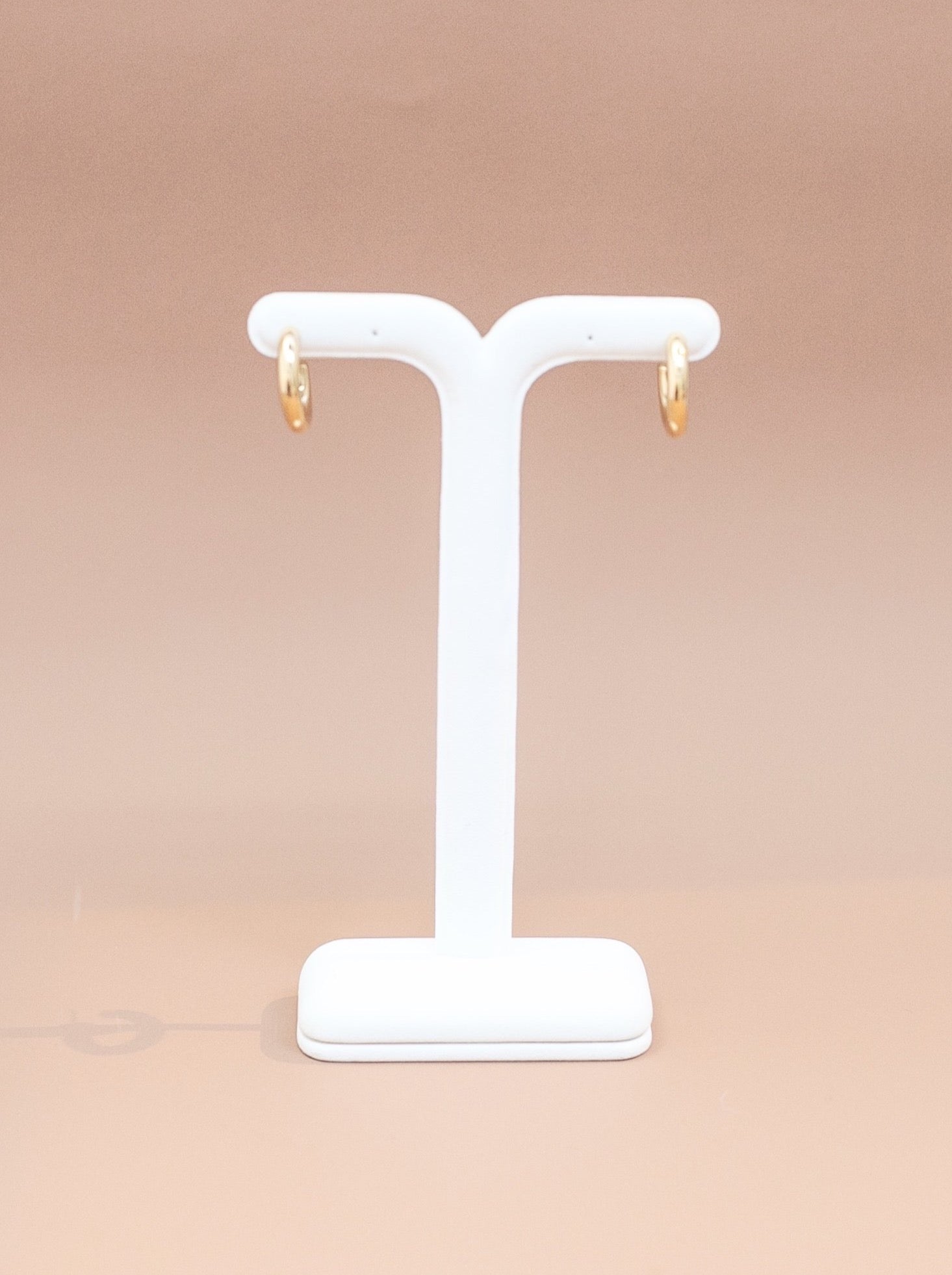 Porter Mini Tube Hoops 20mm in Gold – Coco & Lola