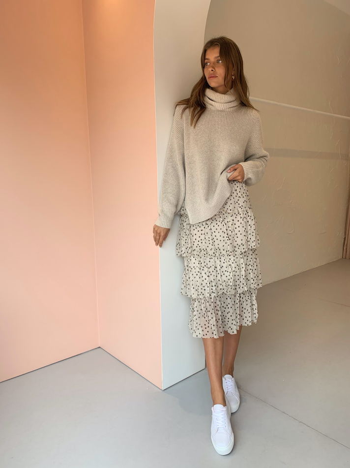Camilla and Marc Halley Turtleneck in Oatmeal – Coco & Lola