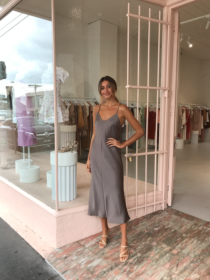 Bec and Bridge Piper Midi Dress in Olive – Coco & Lola